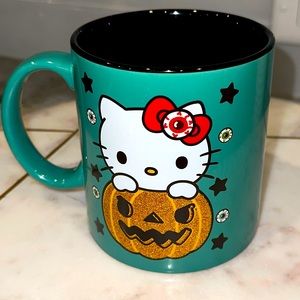 Hello Kitty | Dining | Nwot Hello Kitty Sanrio Halloween ...